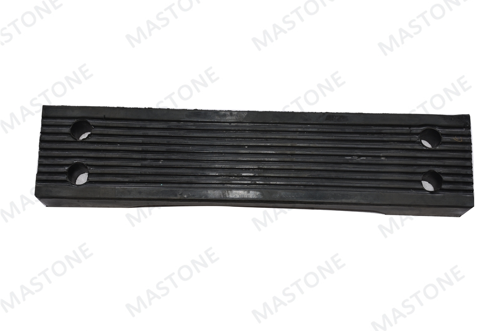 232016 PILOT LADDER STEP RUBBER,Deck Stores